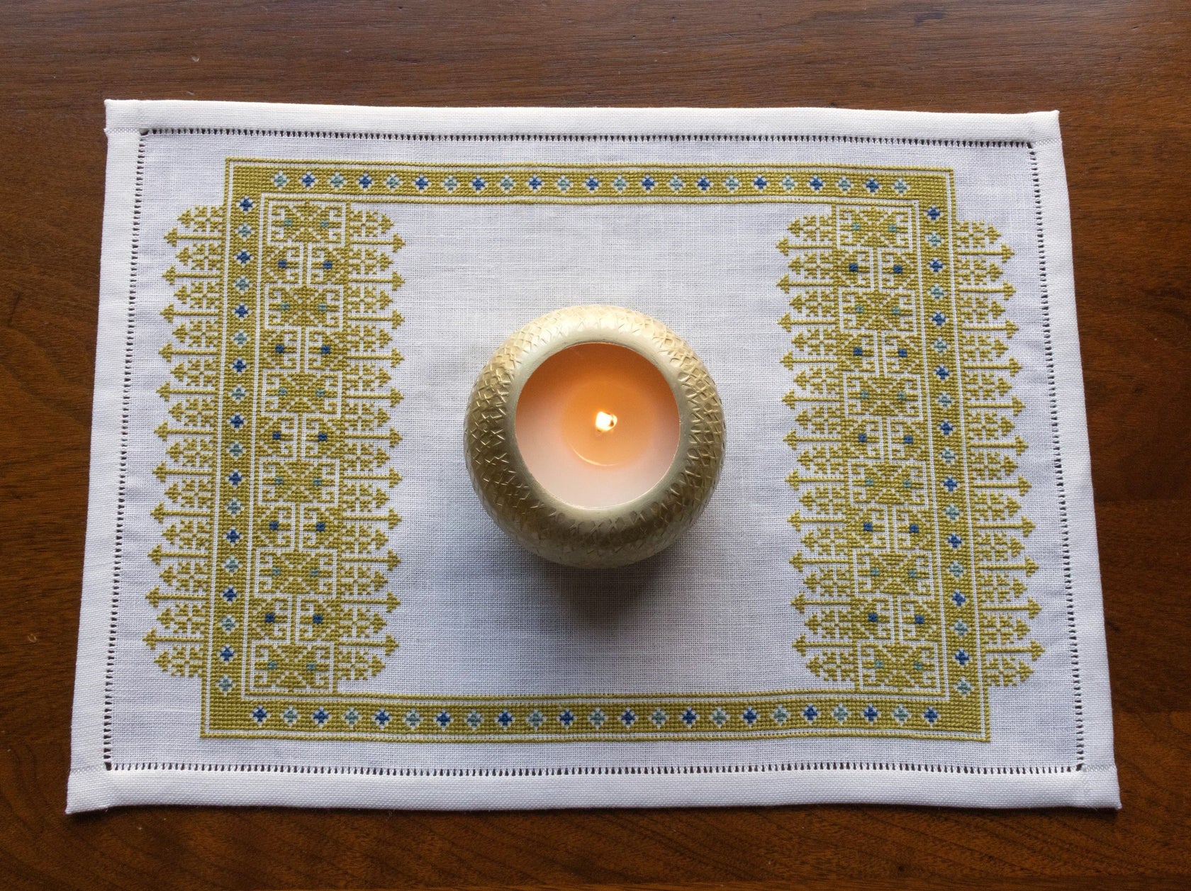 Golden Celandine cross stitch folk embroidery kit – Avlea Folk Embroidery